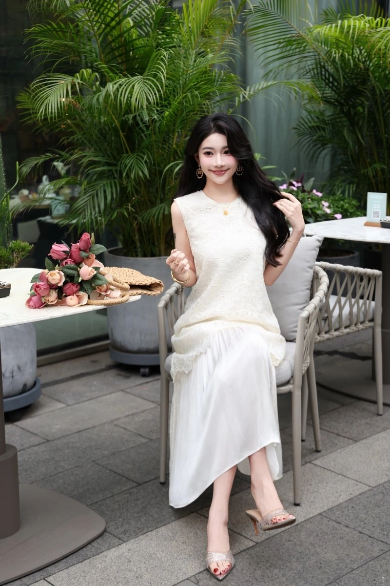 Exact replica Chanel Dress