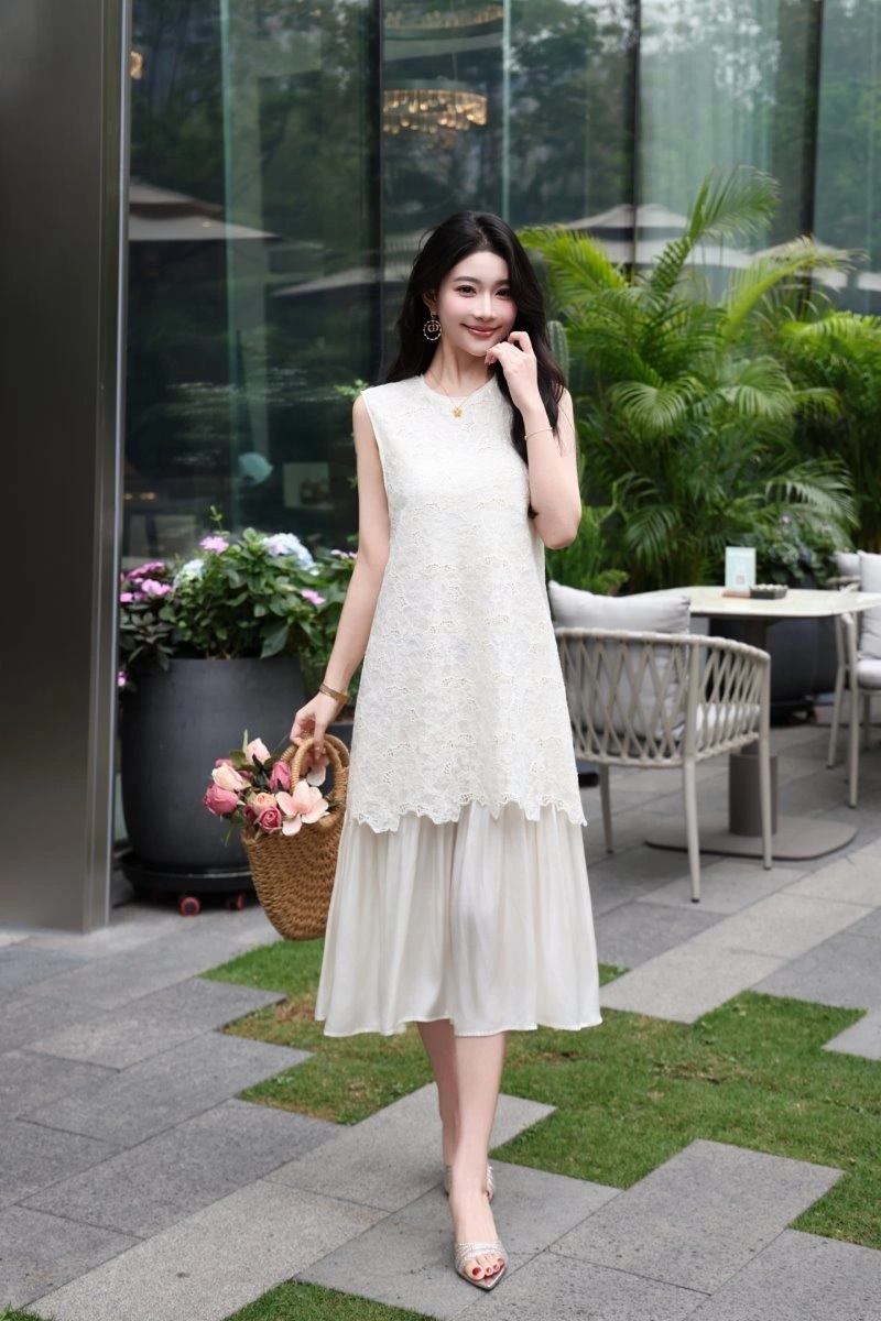 Exact replica Chanel Dress