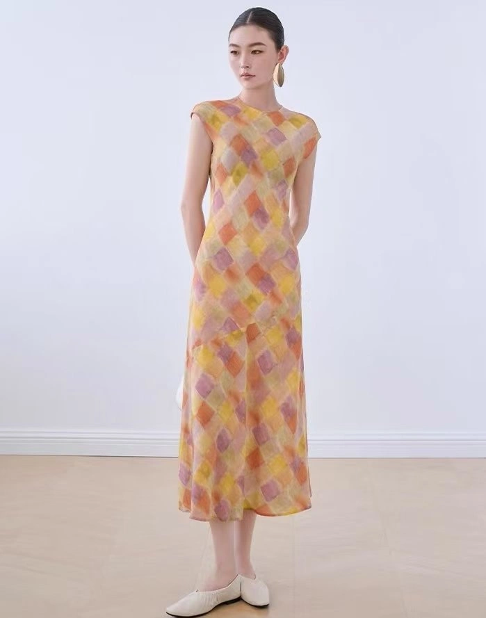 Low-cost Chanel Dress