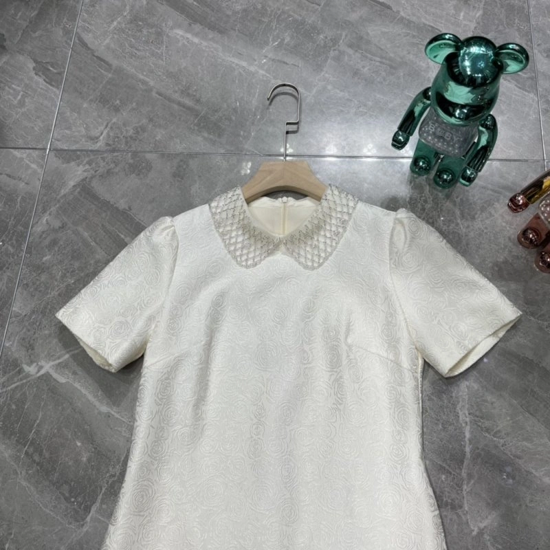 Low-cost Chanel Dress