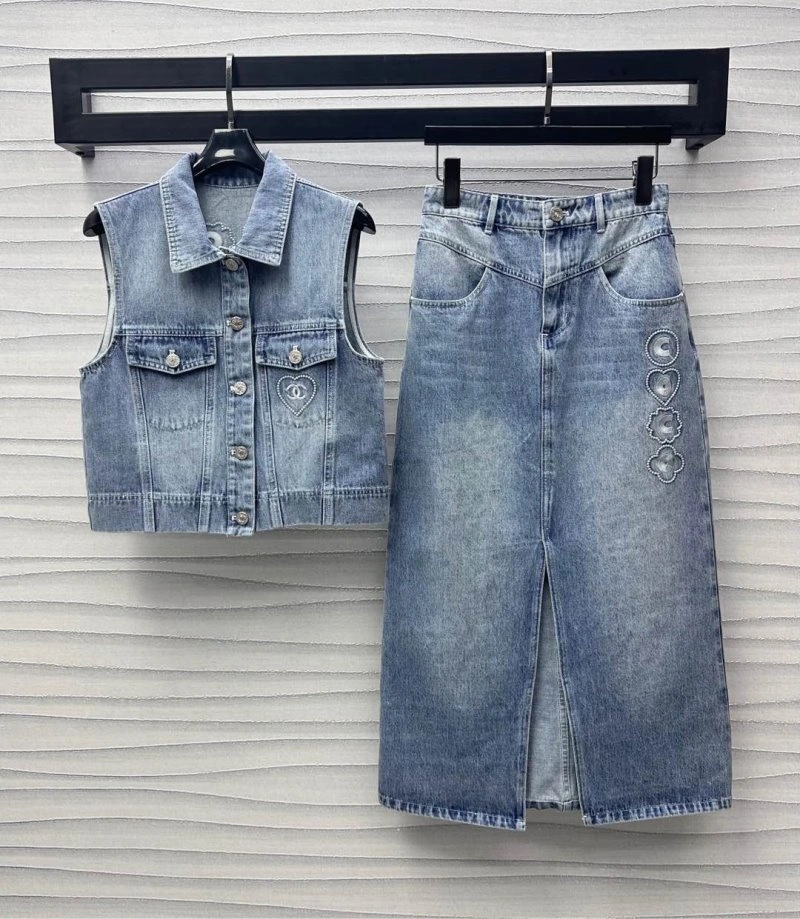 Low-cost Chanel Dress