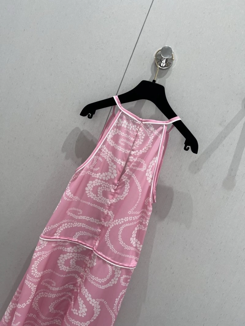 Accurate model Chanel Dress