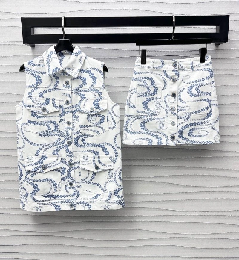 Top mirror Chanel Dress