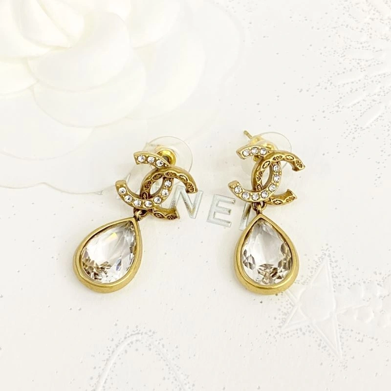 Top match Chanel Earrings