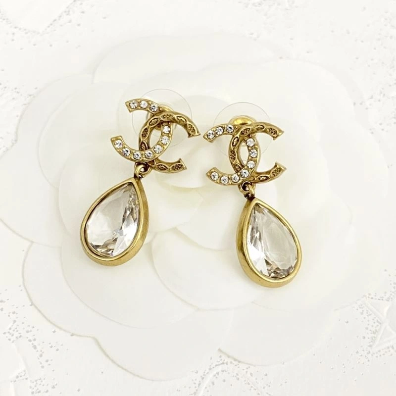 Top match Chanel Earrings