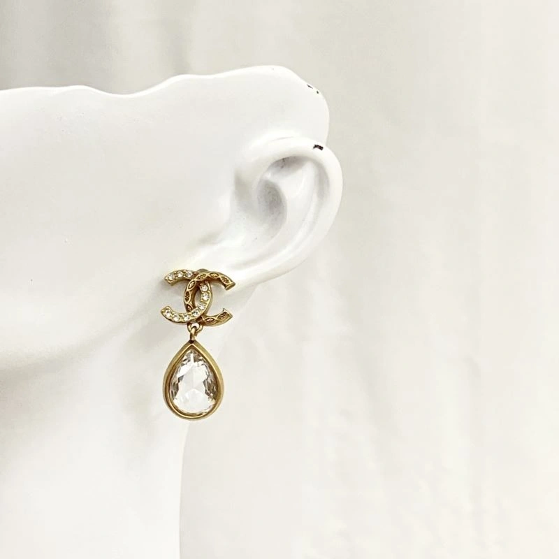 Top match Chanel Earrings
