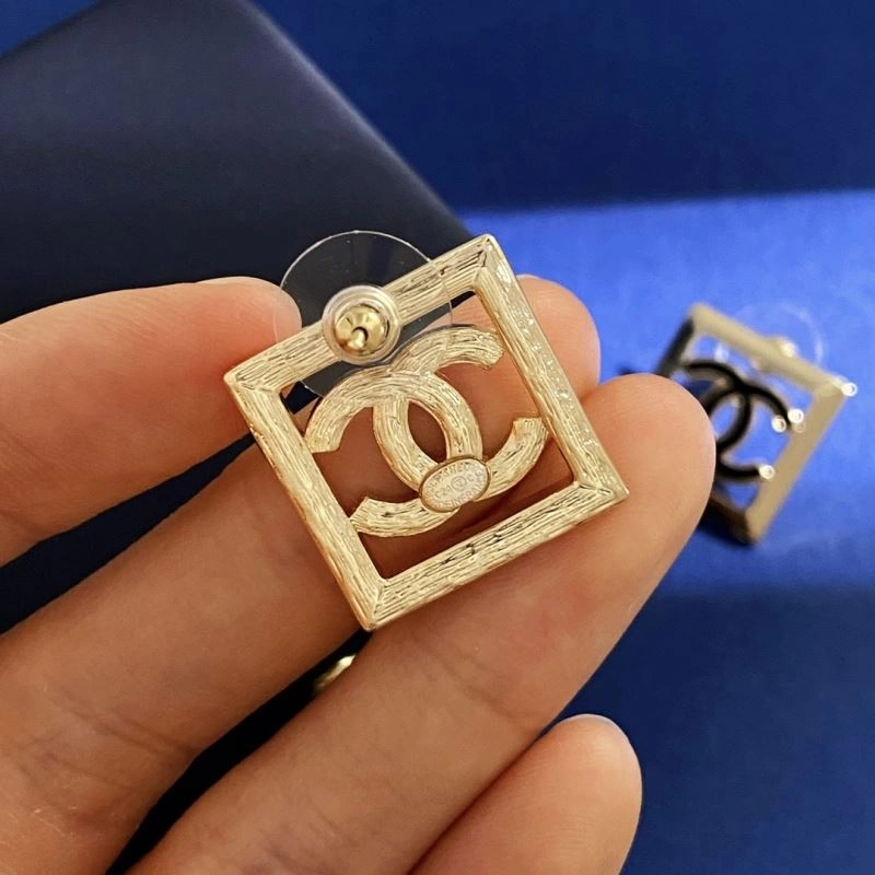 Low-cost Chanel Earrings