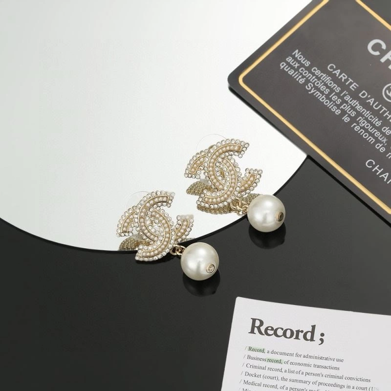 Accurate model Chanel Earrings