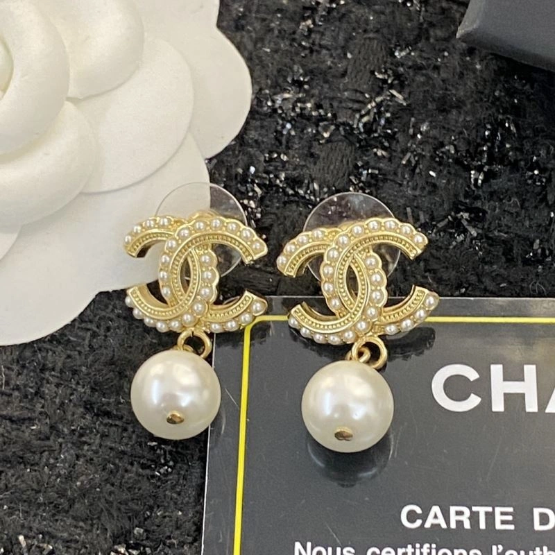 Low-cost Chanel Earrings