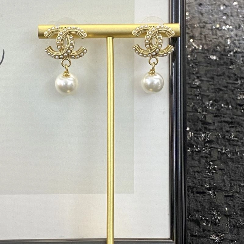 Low-cost Chanel Earrings