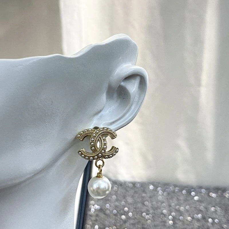 Low-cost Chanel Earrings