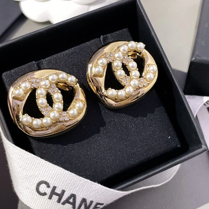 Top mirror Chanel Earrings