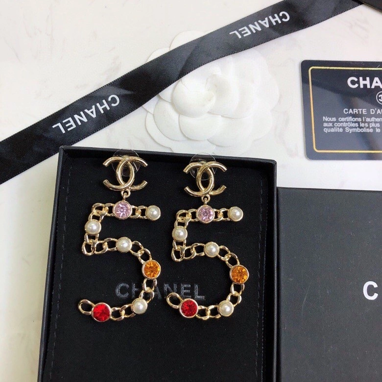Top match Chanel Earrings