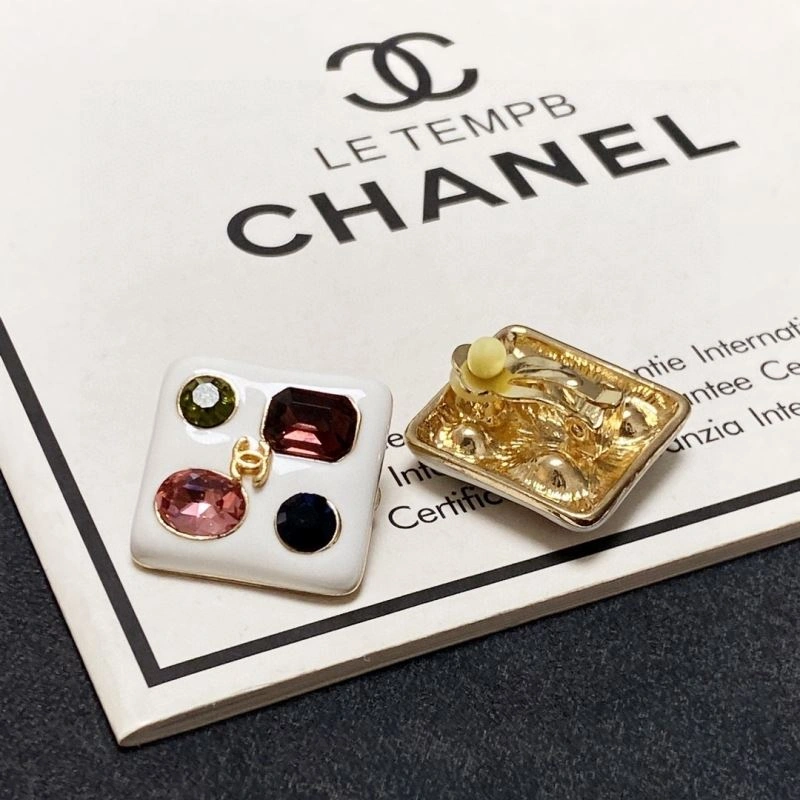 Top match Chanel Earrings