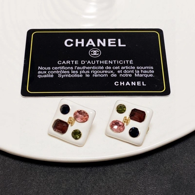 Top match Chanel Earrings