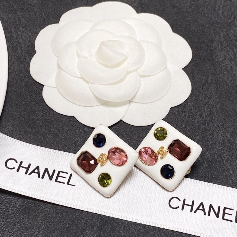 Top match Chanel Earrings