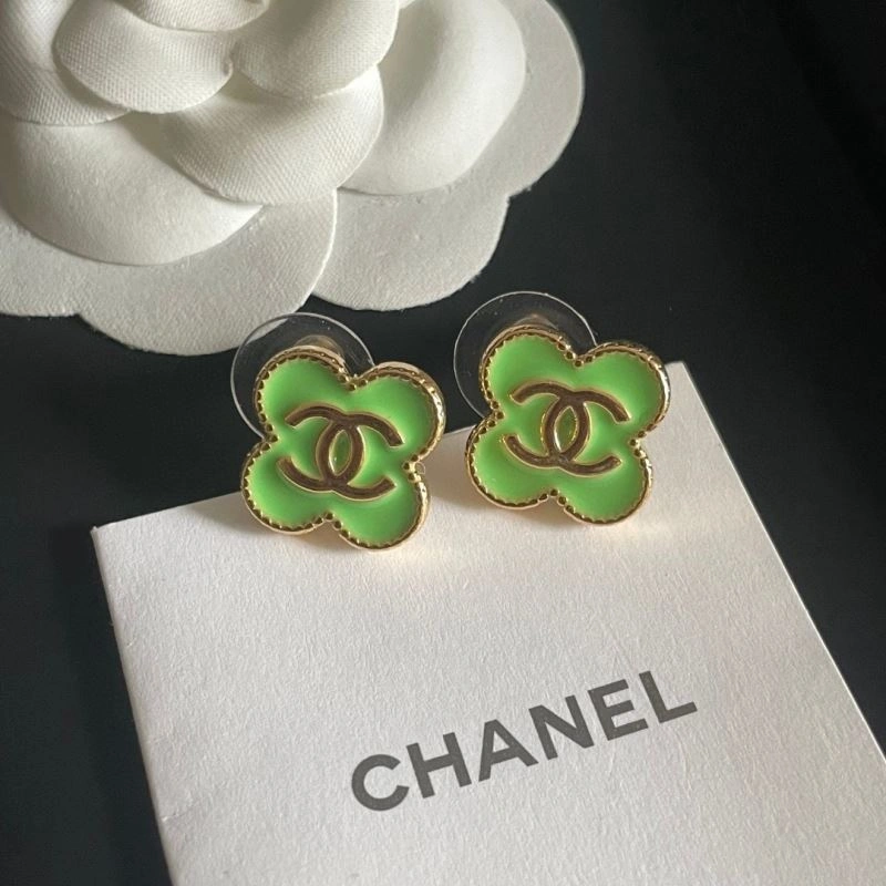 Top mirror Chanel Earrings