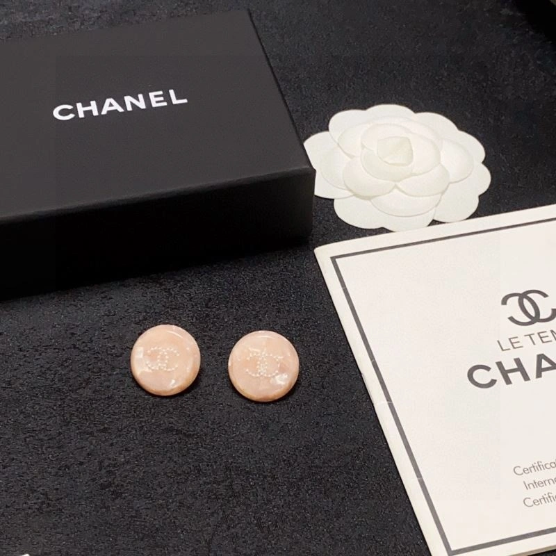 Top match Chanel Earrings