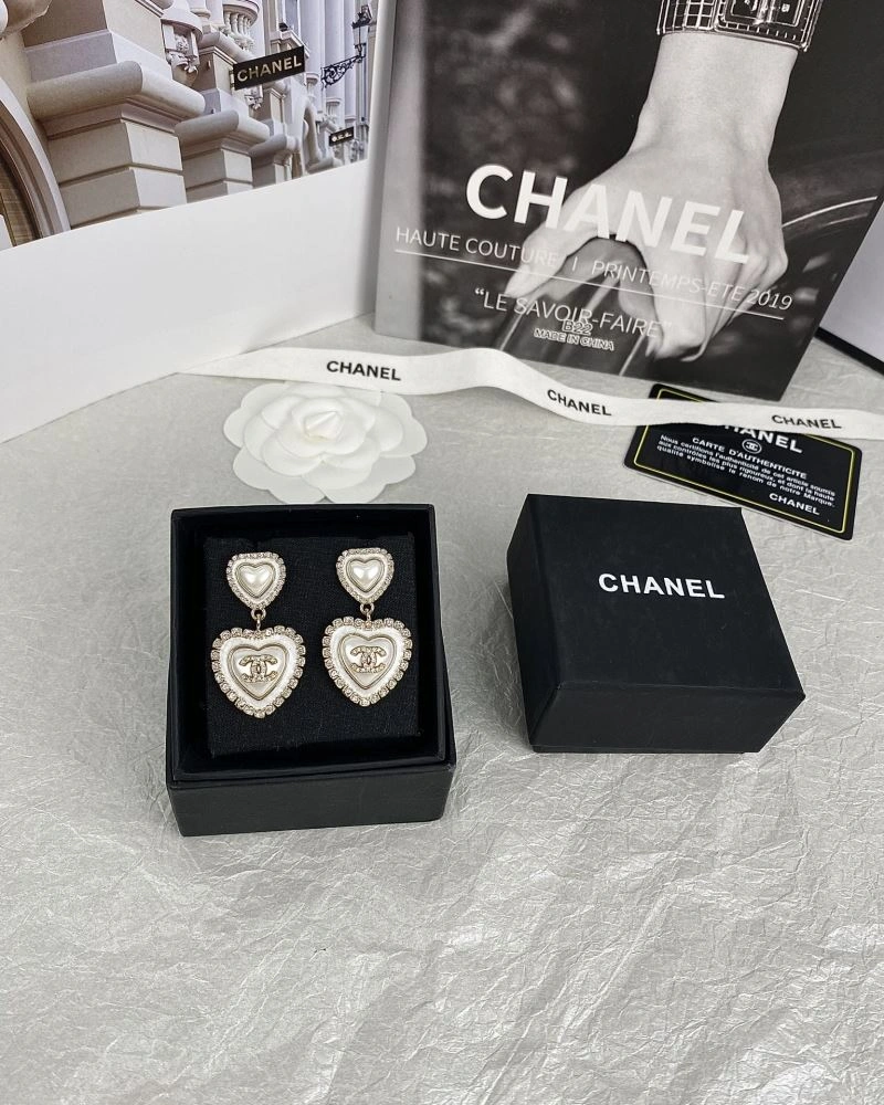 Top mirror Chanel Earrings