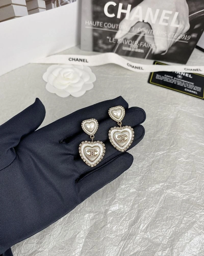Top mirror Chanel Earrings