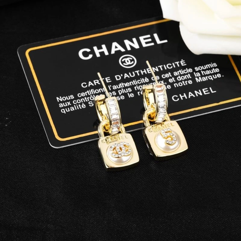 Low-cost Chanel Earrings
