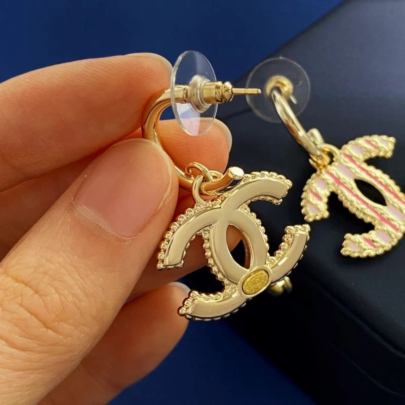 Top mirror Chanel Earrings