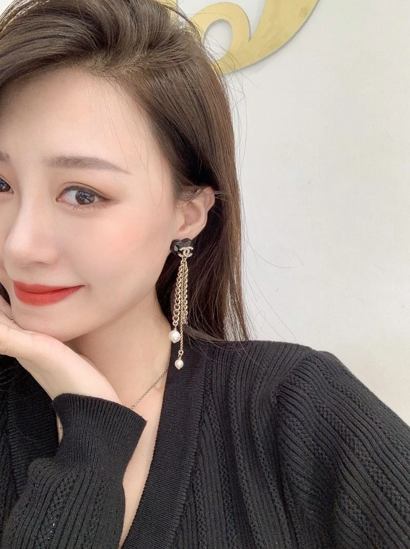 Top mirror Chanel Earrings
