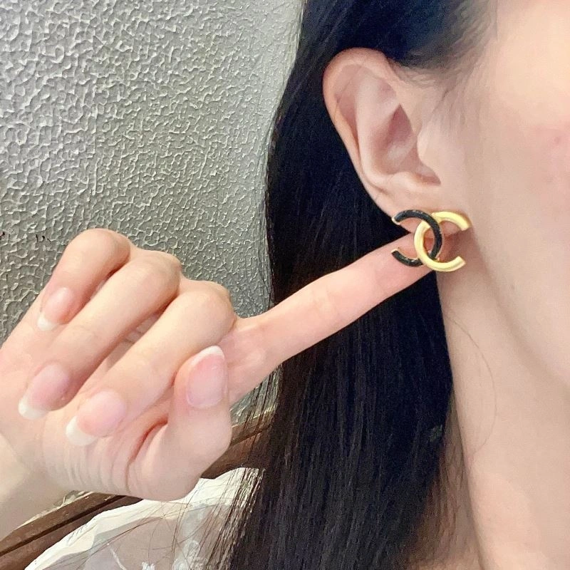 Top mirror Chanel Earrings