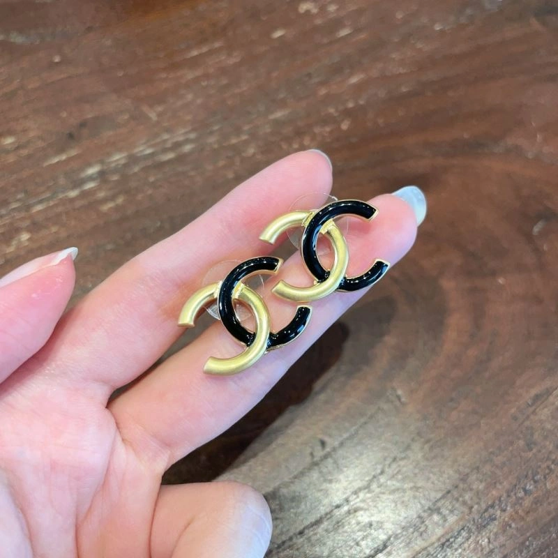 Top mirror Chanel Earrings