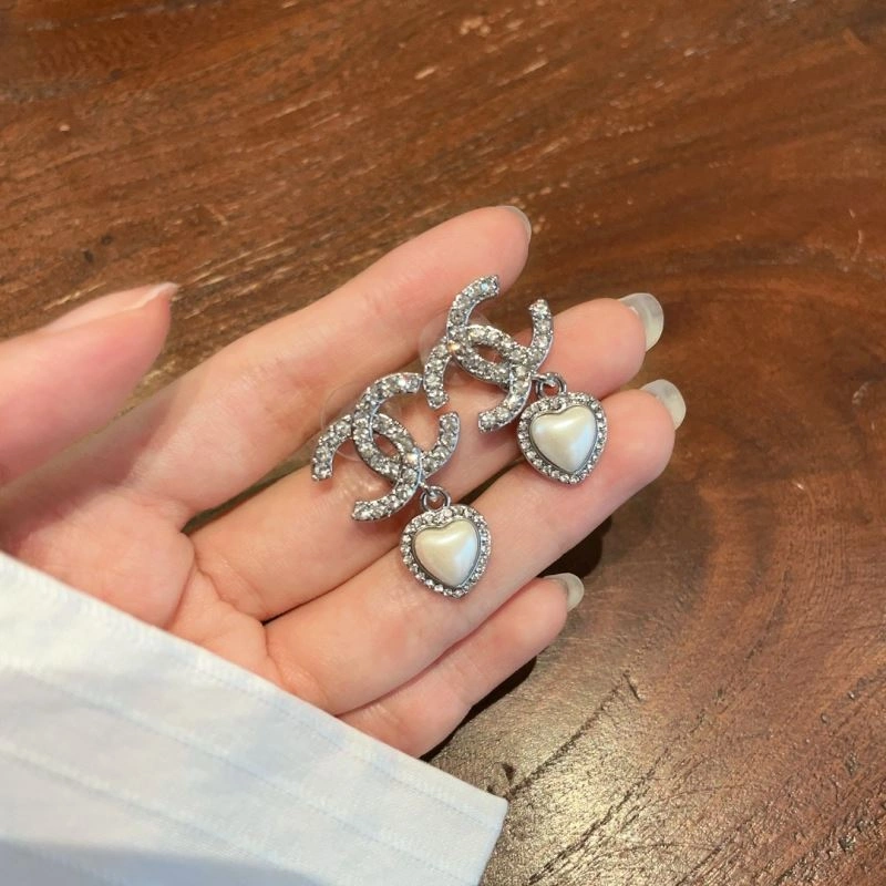 Accurate model Chanel Earrings