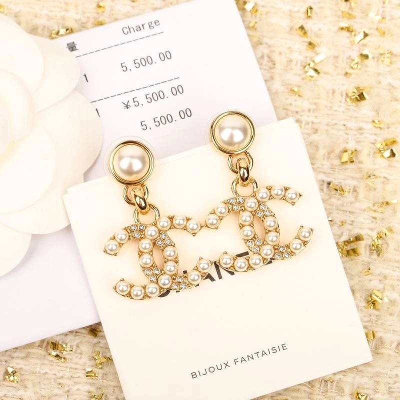 Top mirror Chanel Earrings
