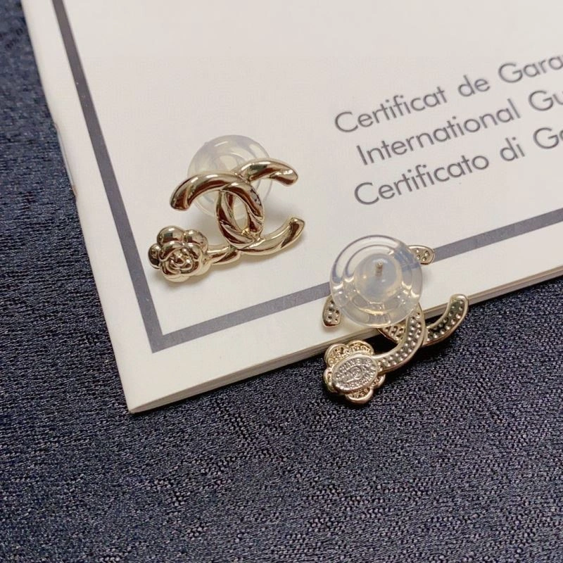 Top match Chanel Earrings