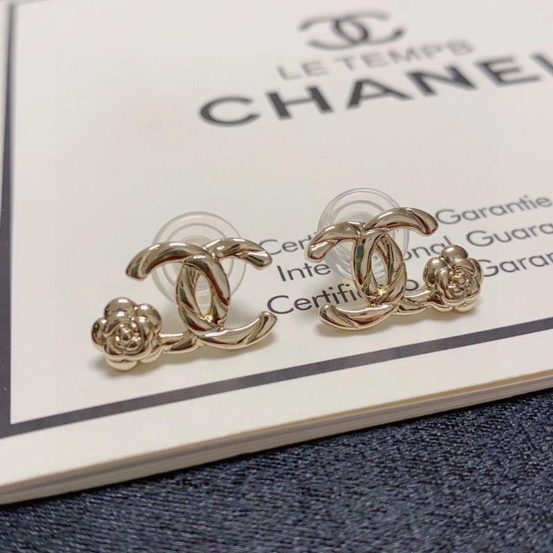 Top match Chanel Earrings