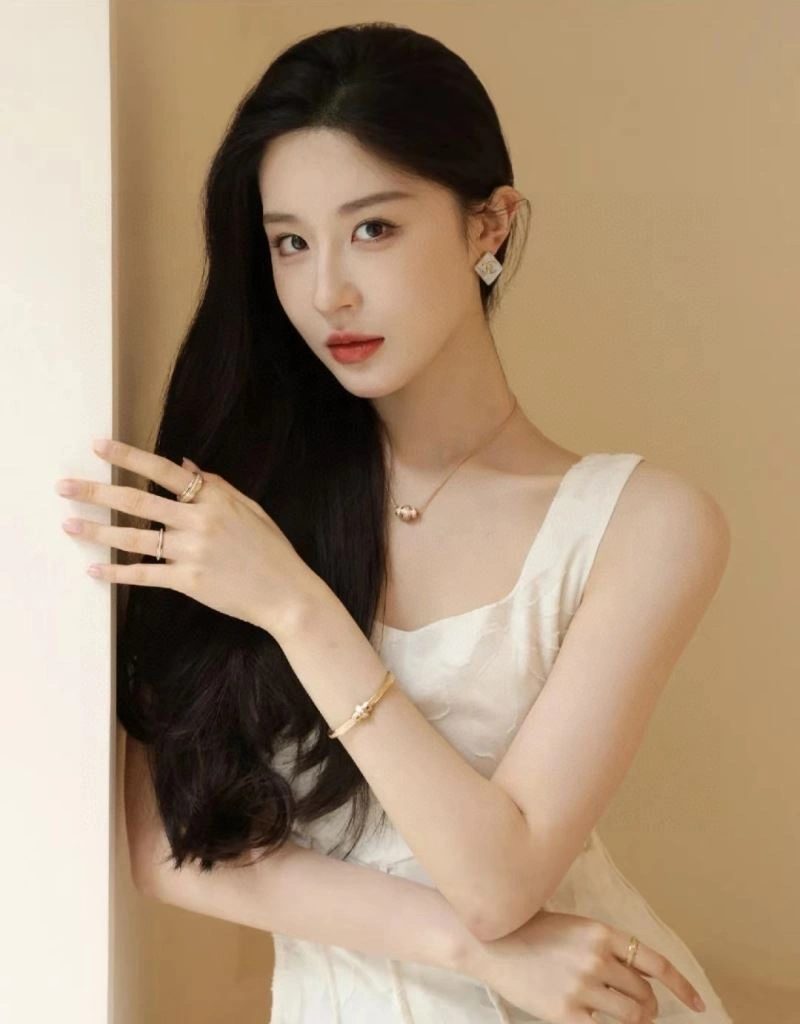 Top mirror Chanel Earrings