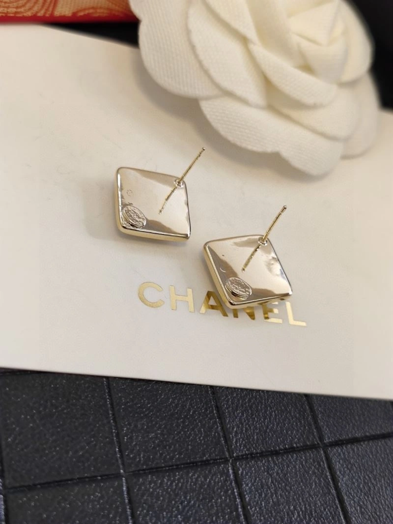 Top mirror Chanel Earrings