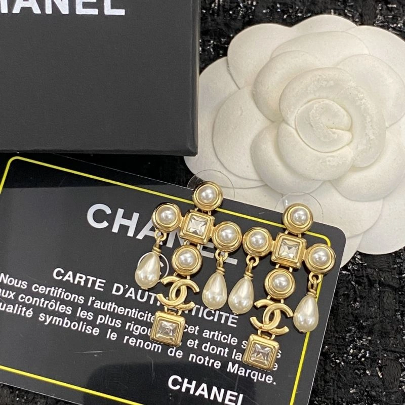 High accuracy Chanel Earrings