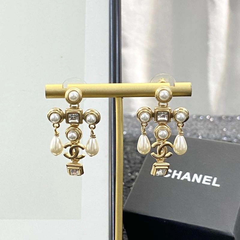 High accuracy Chanel Earrings
