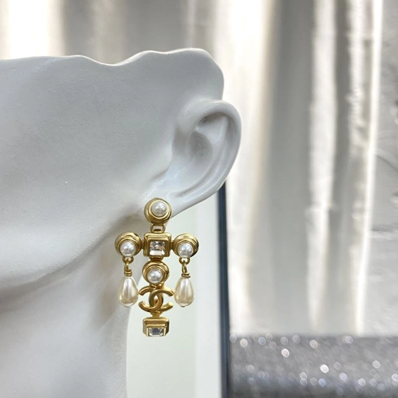 High accuracy Chanel Earrings