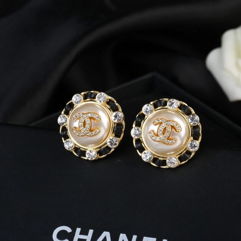 Low-cost Chanel Earrings