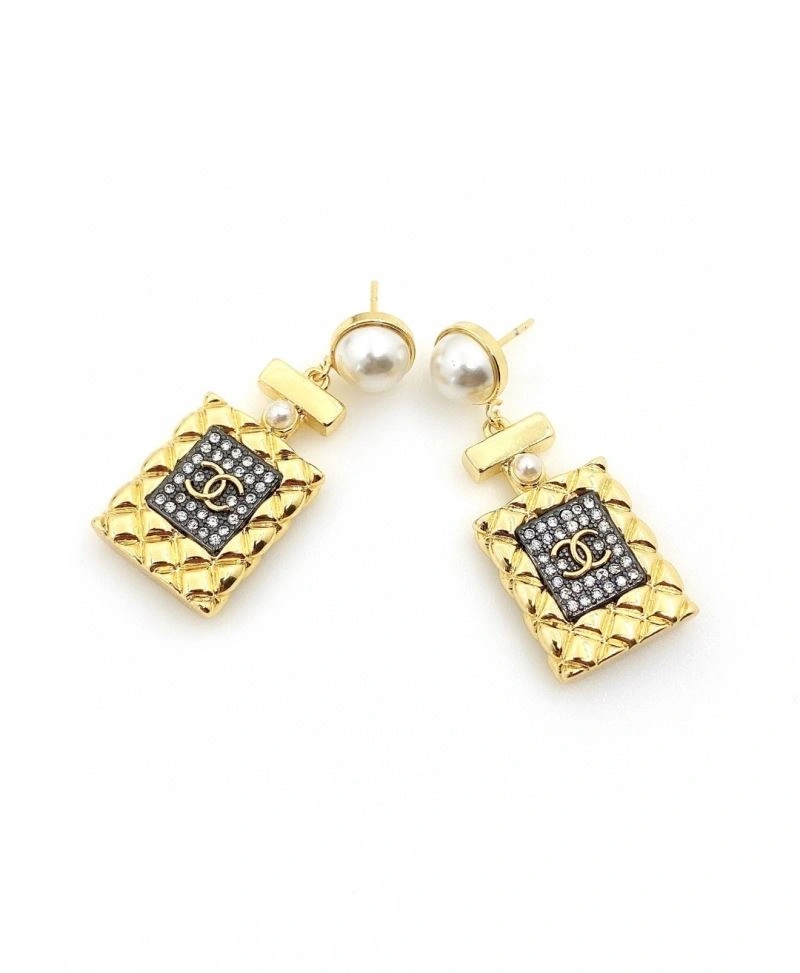 High accuracy Chanel Earrings