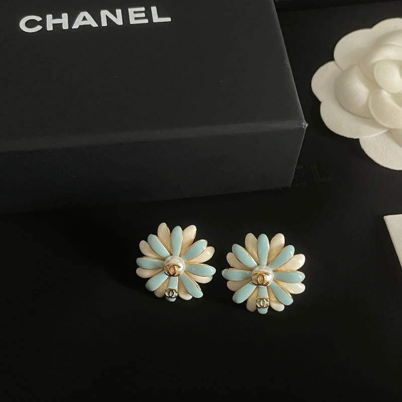 Exact replica Chanel Earrings