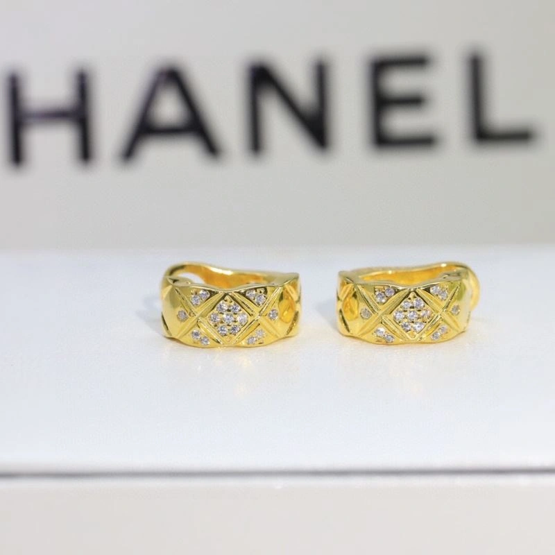Brand-authenticated Chanel Earrings