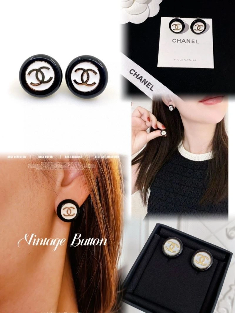 Top match Chanel Earrings