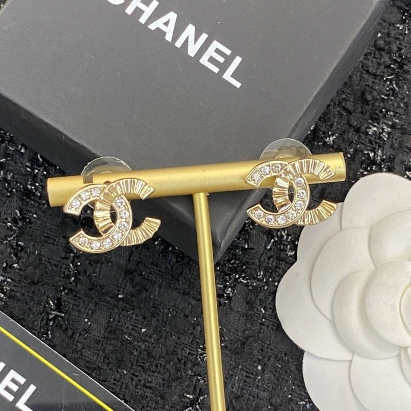 Top mirror Chanel Earrings