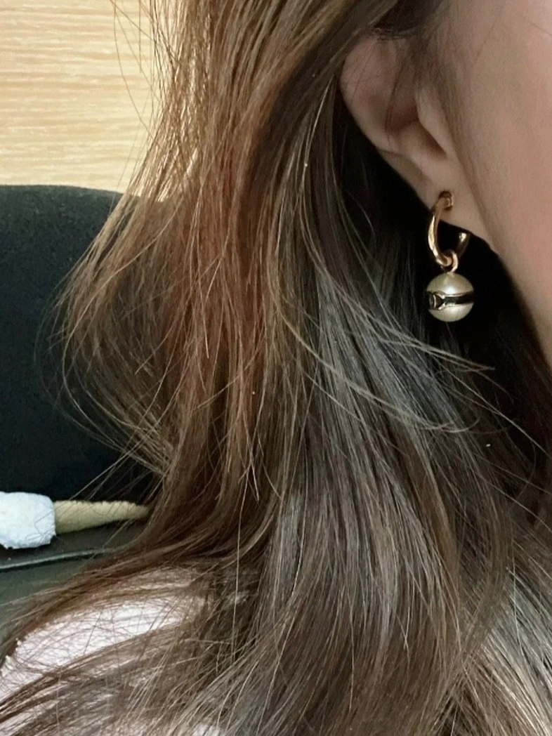 Brand-authenticated Chanel Earrings