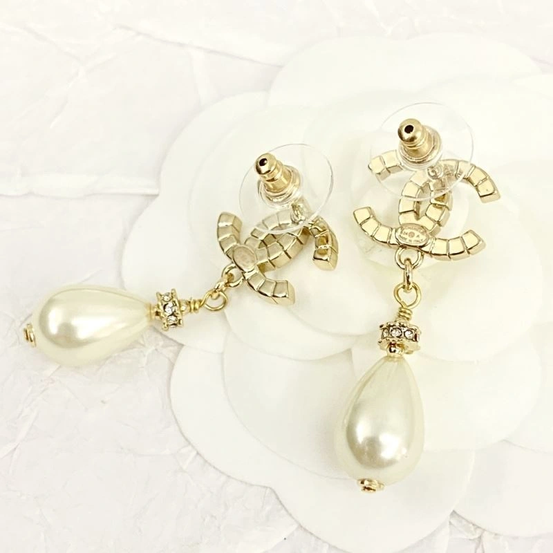 Accurate model Chanel Earrings