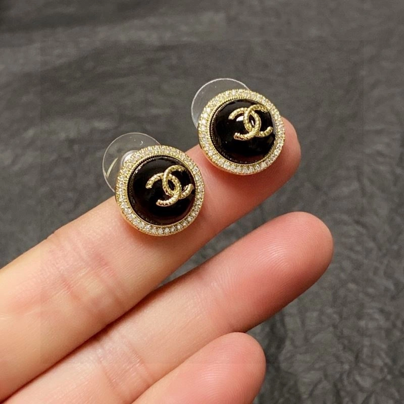 Top match Chanel Earrings