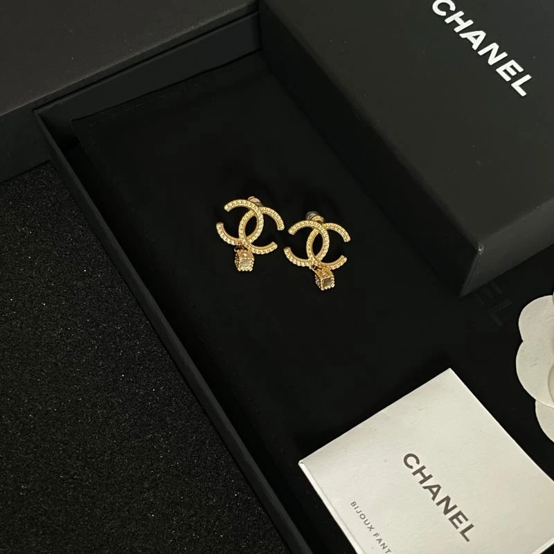 High accuracy Chanel Earrings