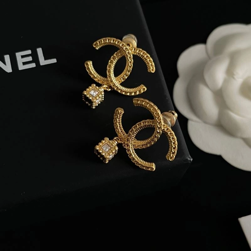 High accuracy Chanel Earrings