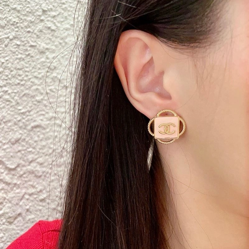 Accurate model Chanel Earrings